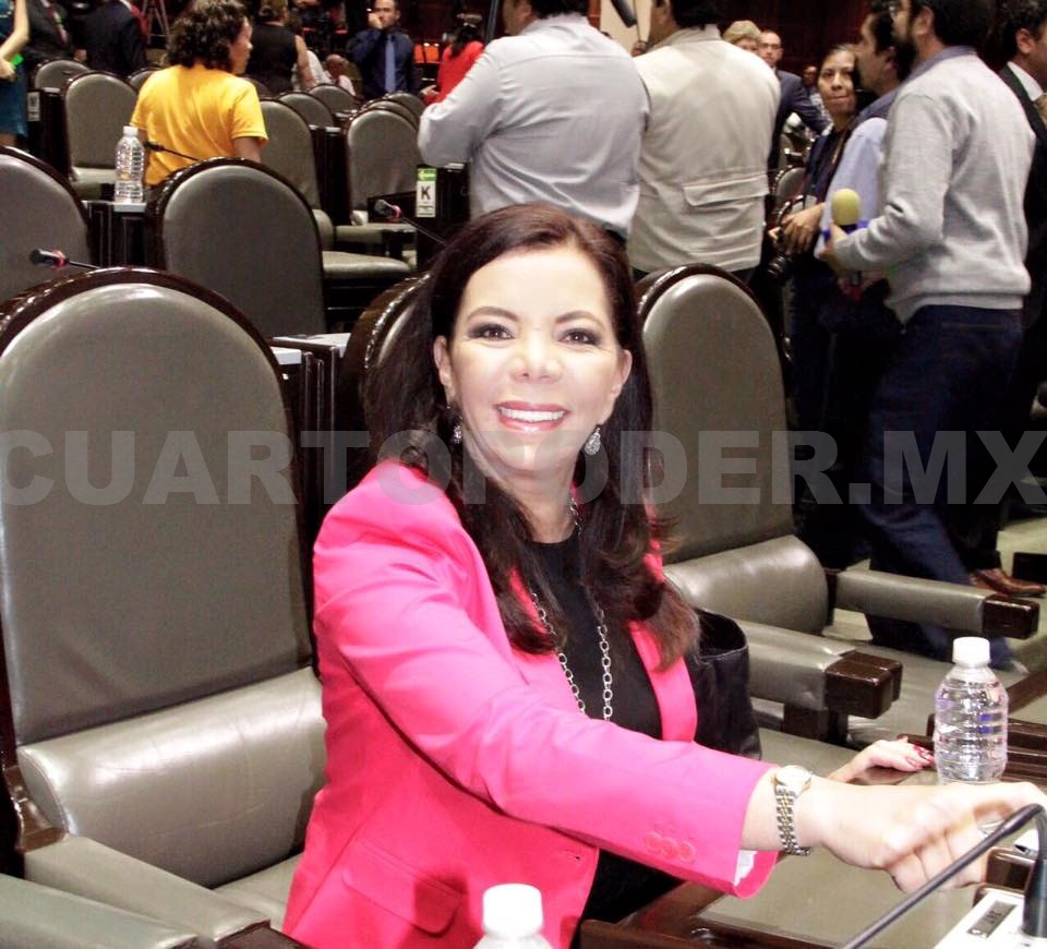 Carolina Monroy asume la Presidencia del PRI