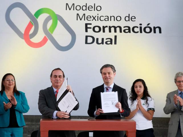 Modelo de educación dual recibe nuevo impulso