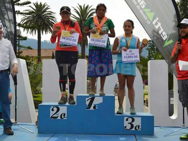 Mujer rarámuri, una de las corredoras más veloces