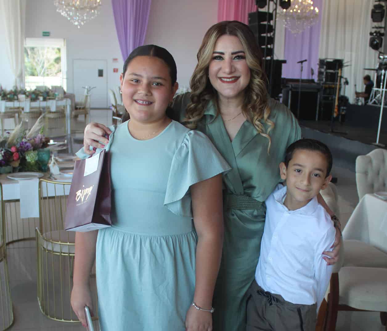 Tarde de bendiciones para Lesdy Leonor