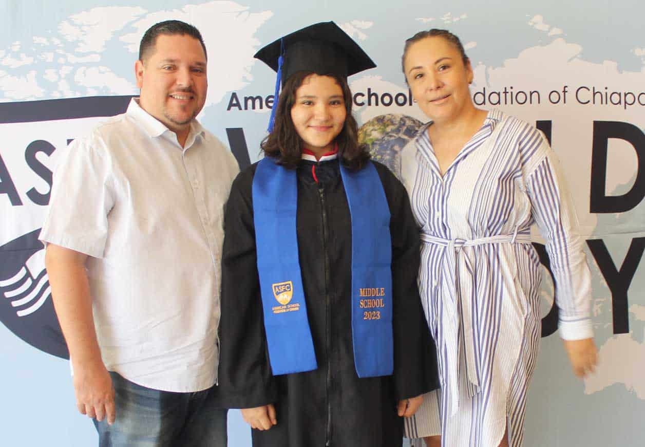 Emotiva ceremonia de graduación