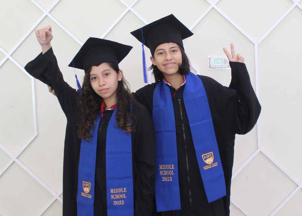 Emotiva ceremonia de graduación